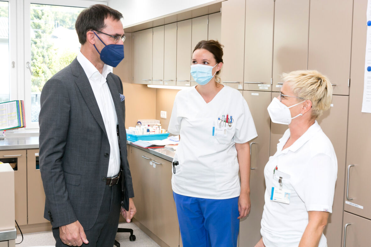 LKH Bludenz feiert Eröffnung des neuen Stationsbereichs - Vorarlberger ...