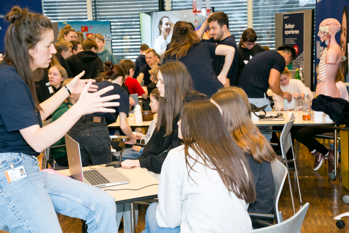 Infotage der Gesundheitsprofis am LKH Feldkirch - Vorarlberger ...